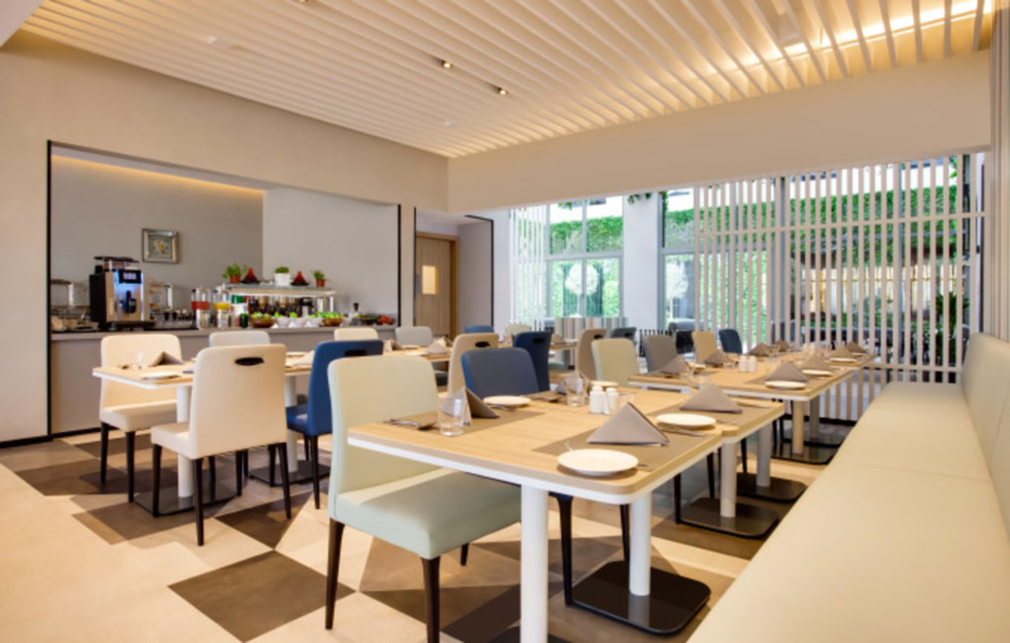 Lemon Tree Cafe(Restaurants & Bars) in Umm Al Sheif, Dubai - HiDubai
