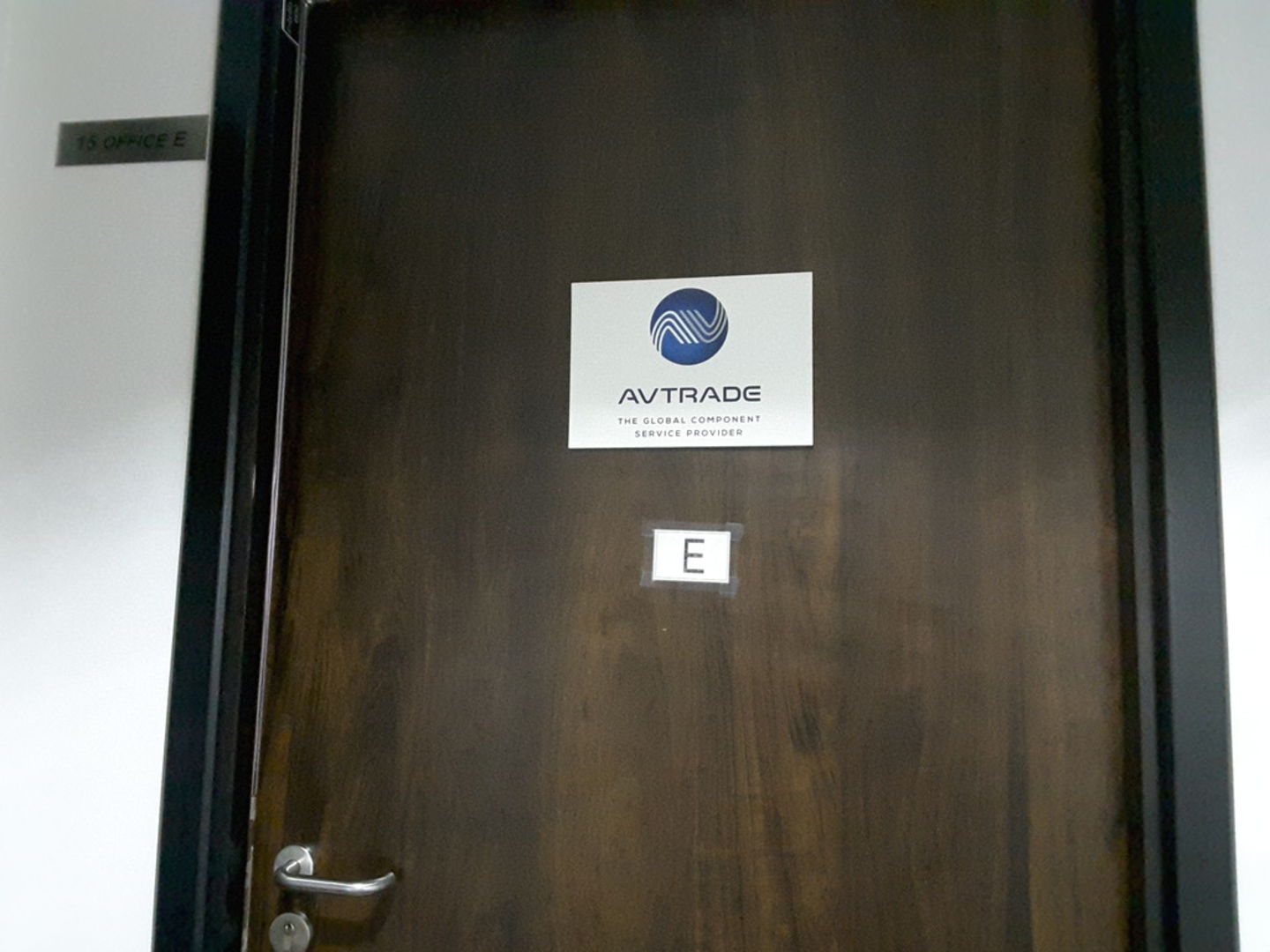 Avtrade(Private Transport) in Jumeirah Lake Towers (Al Thanyah 5 ...