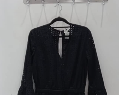 Thrift Bazaar Trading(Apparel) in Al Karama, Dubai - HiDubai