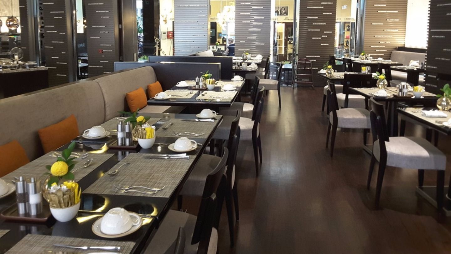 Mundo(Restaurants & Bars) in Trade Centre 2, Dubai - HiDubai