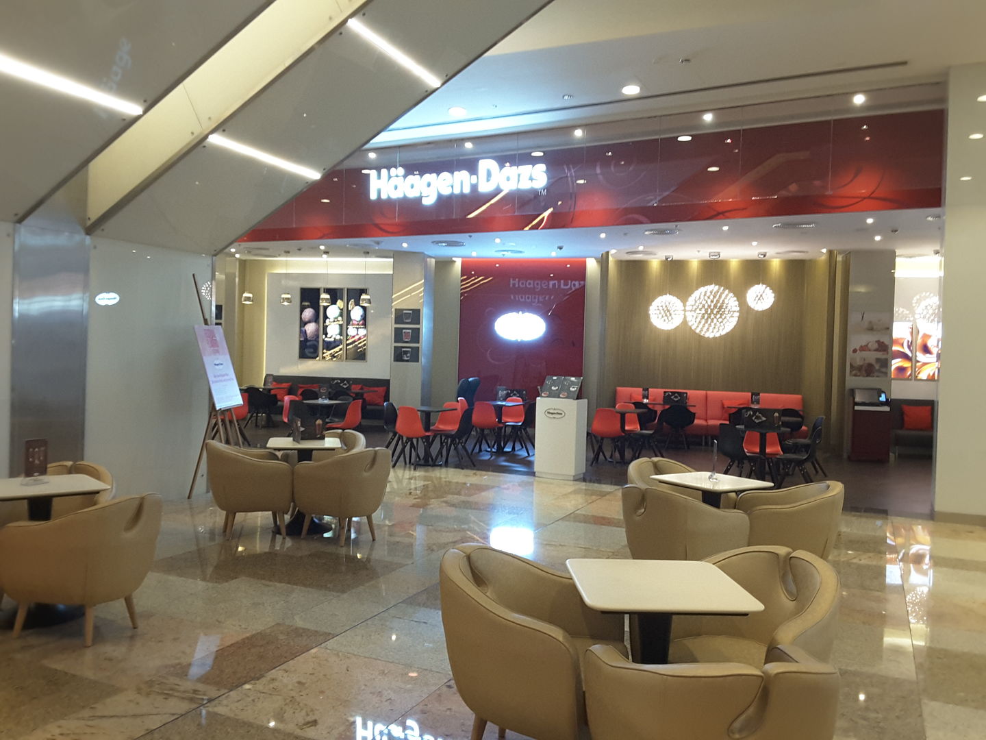 Haagen Dazs(Bakeries, Desserts & Sweets) in Dubai Festival City (Al ...