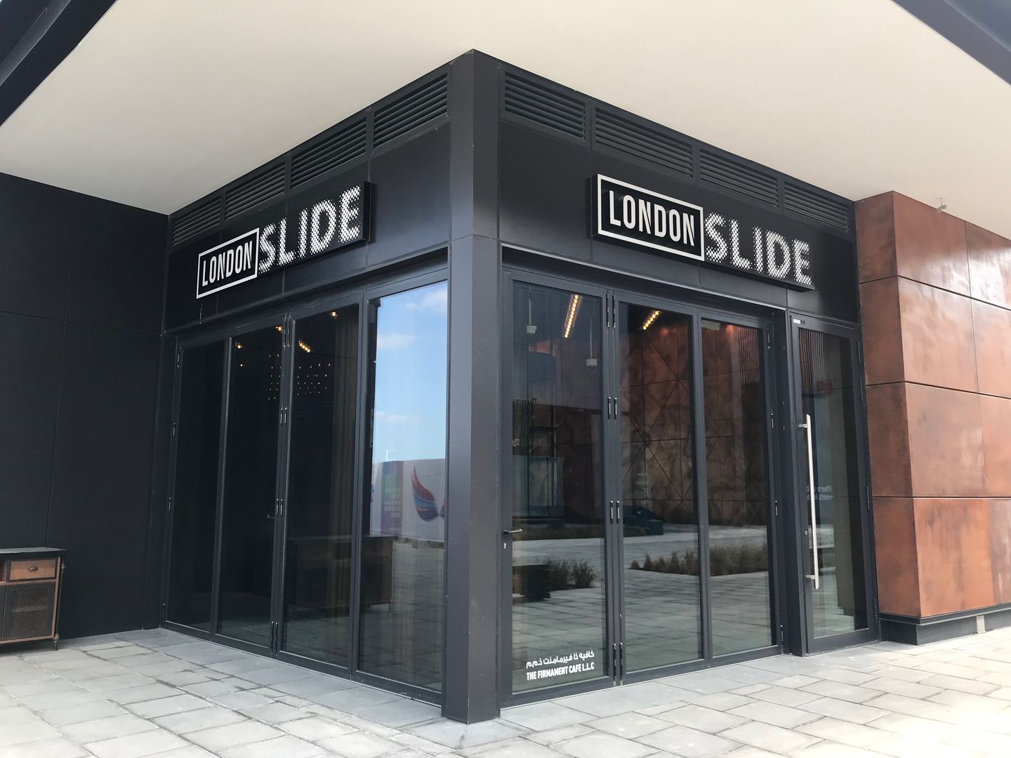 London Slide(Restaurants & Bars) in Dubai Marina (Marsa Dubai), Dubai ...