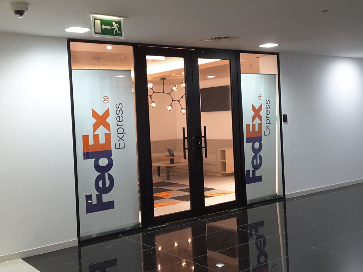 FedEx(Courier & Delivery Services) in Jumeirah 3, Dubai - HiDubai