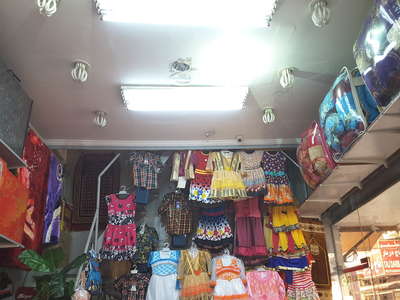 Madina Deira General Trading(Apparel) in Al Daghaya, Dubai - HiDubai