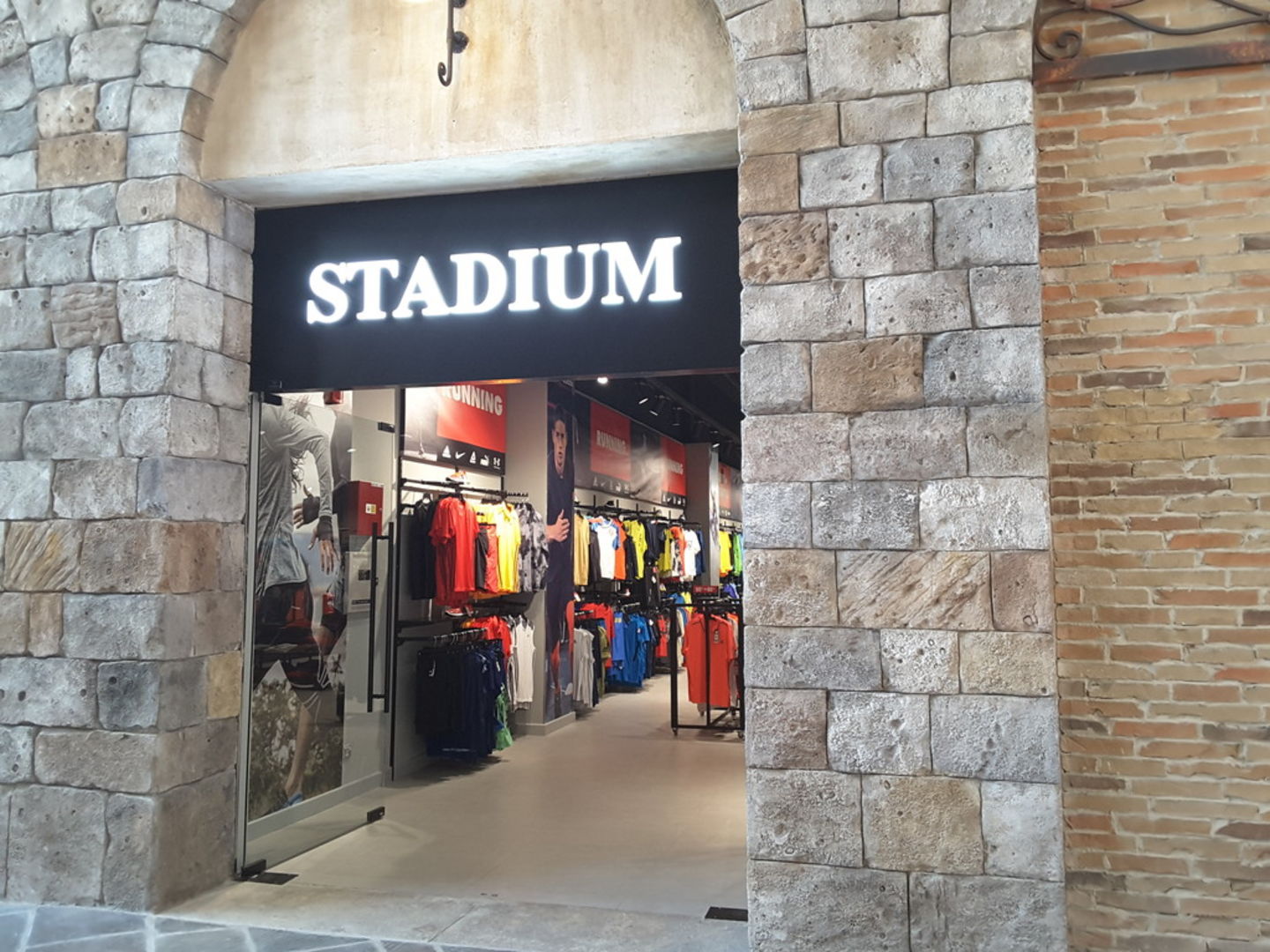 Stadium(Apparel) in Saih Shuaib 1, Dubai - HiDubai