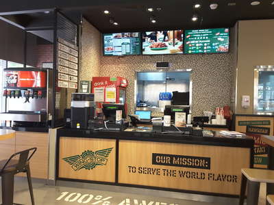 Wingstop(Restaurants & Bars) in Business Bay, Dubai - HiDubai