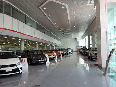 Al Futtaim Motors Company Toyota Showroom(Car Showrooms & Service ...