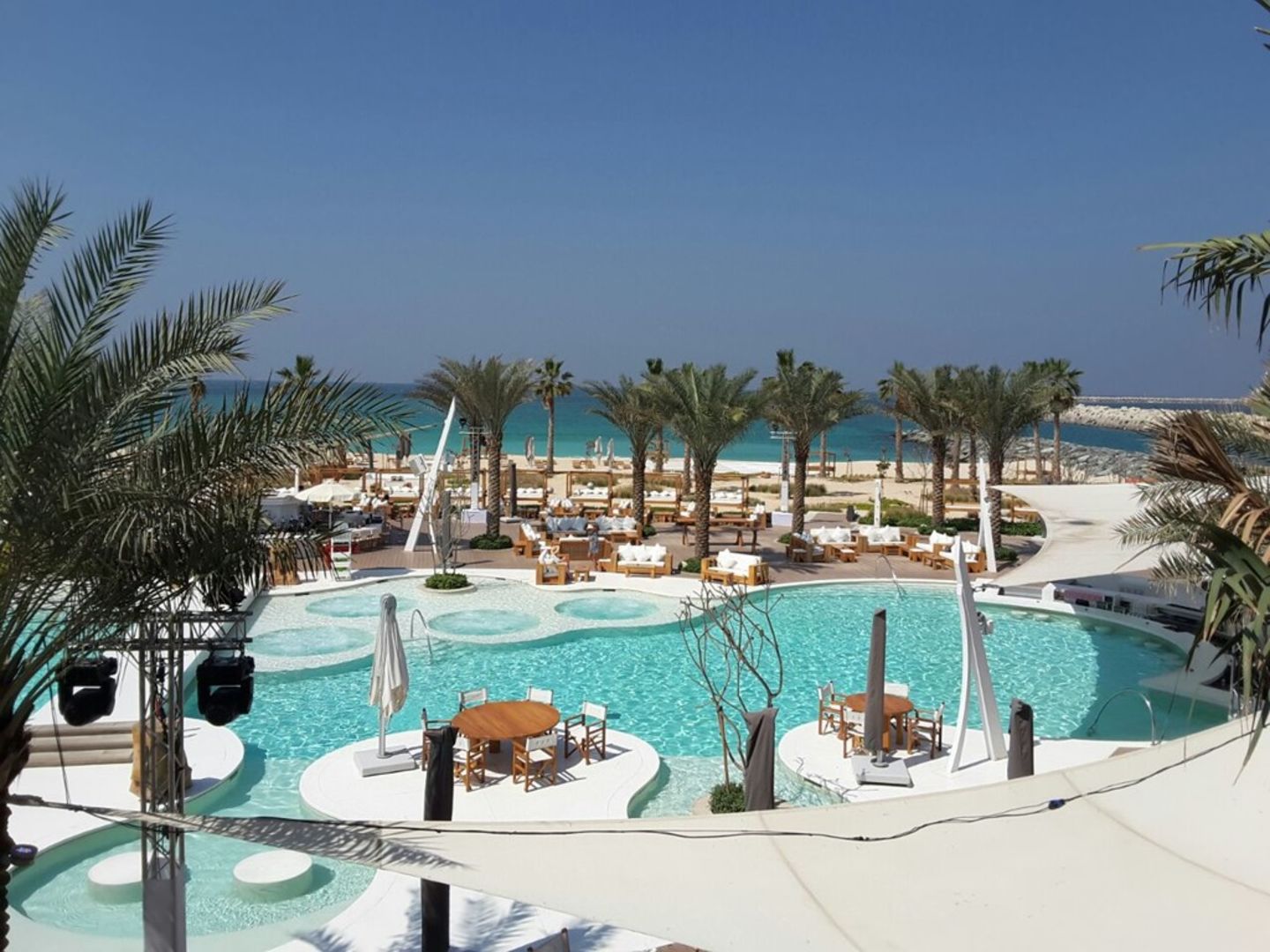 Nikki Beach Club(Nightclubs) in Jumeirah 1, Dubai - HiDubai