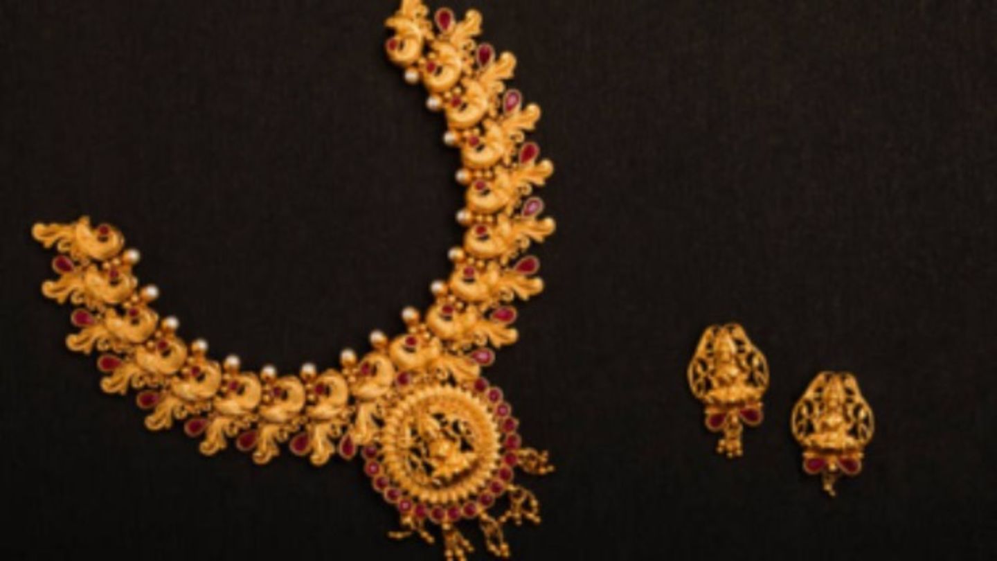 Meet & Mahi Gold Jewellery Trading(Jewellery & Precious Stones) in Al ...