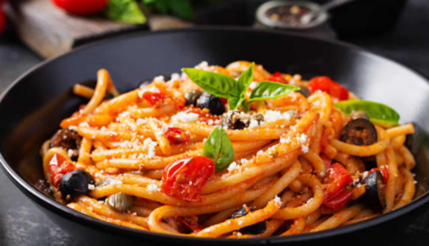 Focus restaurant(Restaurants & Bars) in Al Muraqqabat, Dubai - HiDubai