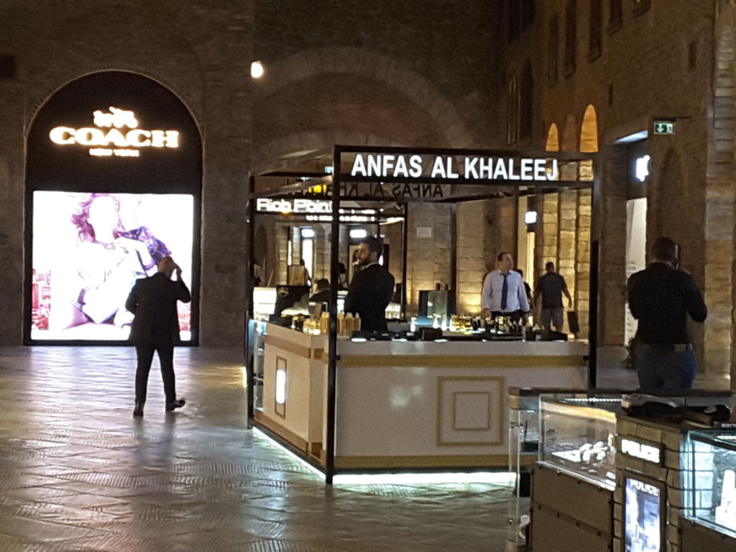 Anfas Al Khaleej(Beauty & Cosmetics Stores) in Saih Shuaib 1, Dubai ...