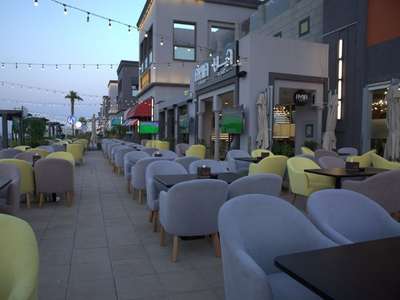 Aylla Cafe(Restaurants & Bars) in Corniche Deira, Dubai - HiDubai