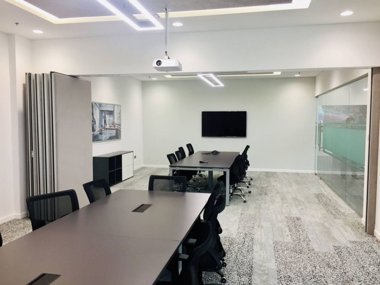 Instafold Partitions & False Ceilings Contracting(Furniture & Décor) in ...