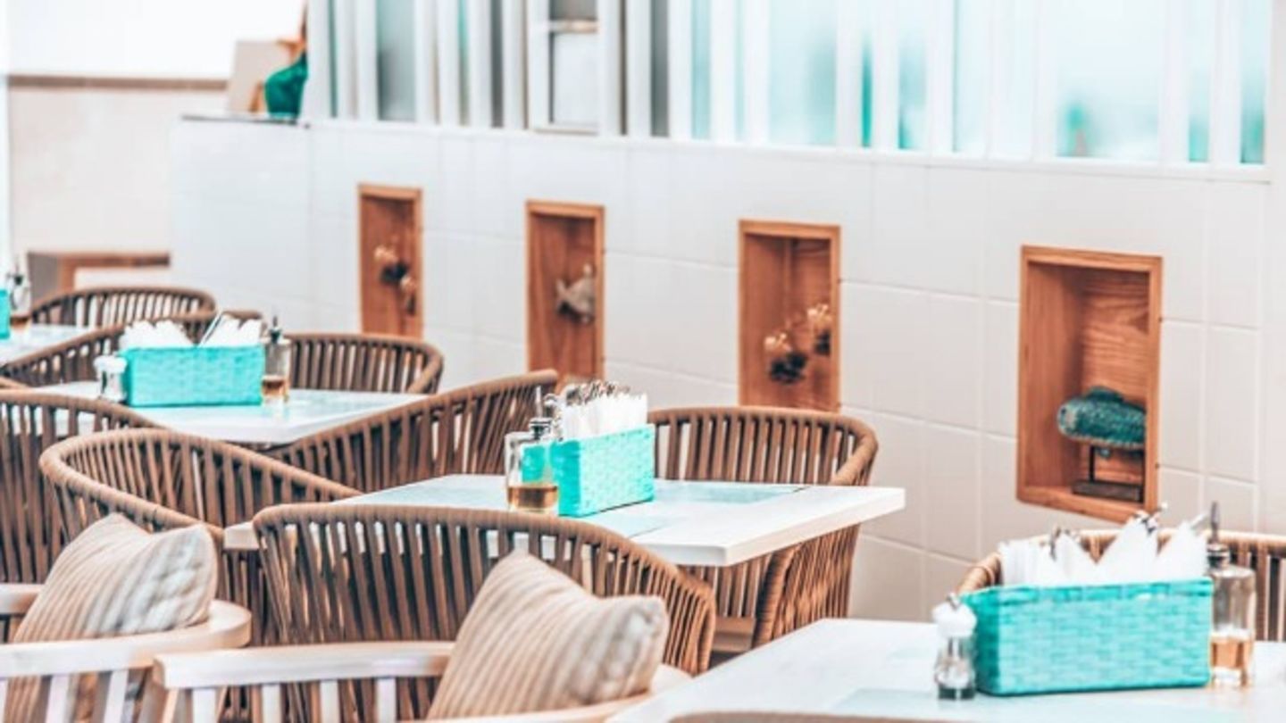 Crave Shack(Restaurants & Bars) in Emirates Hills (Al Thanyah 1), Dubai ...