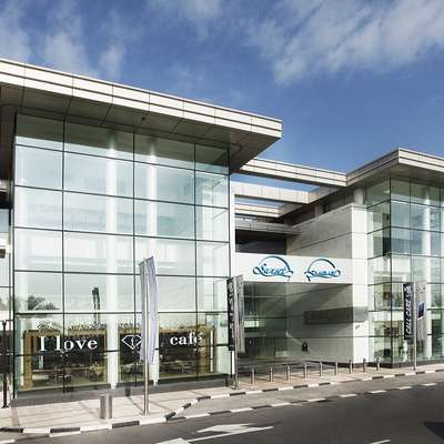 Sunset Mall(Shopping Centres & Malls) in Jumeirah 3, Dubai - HiDubai