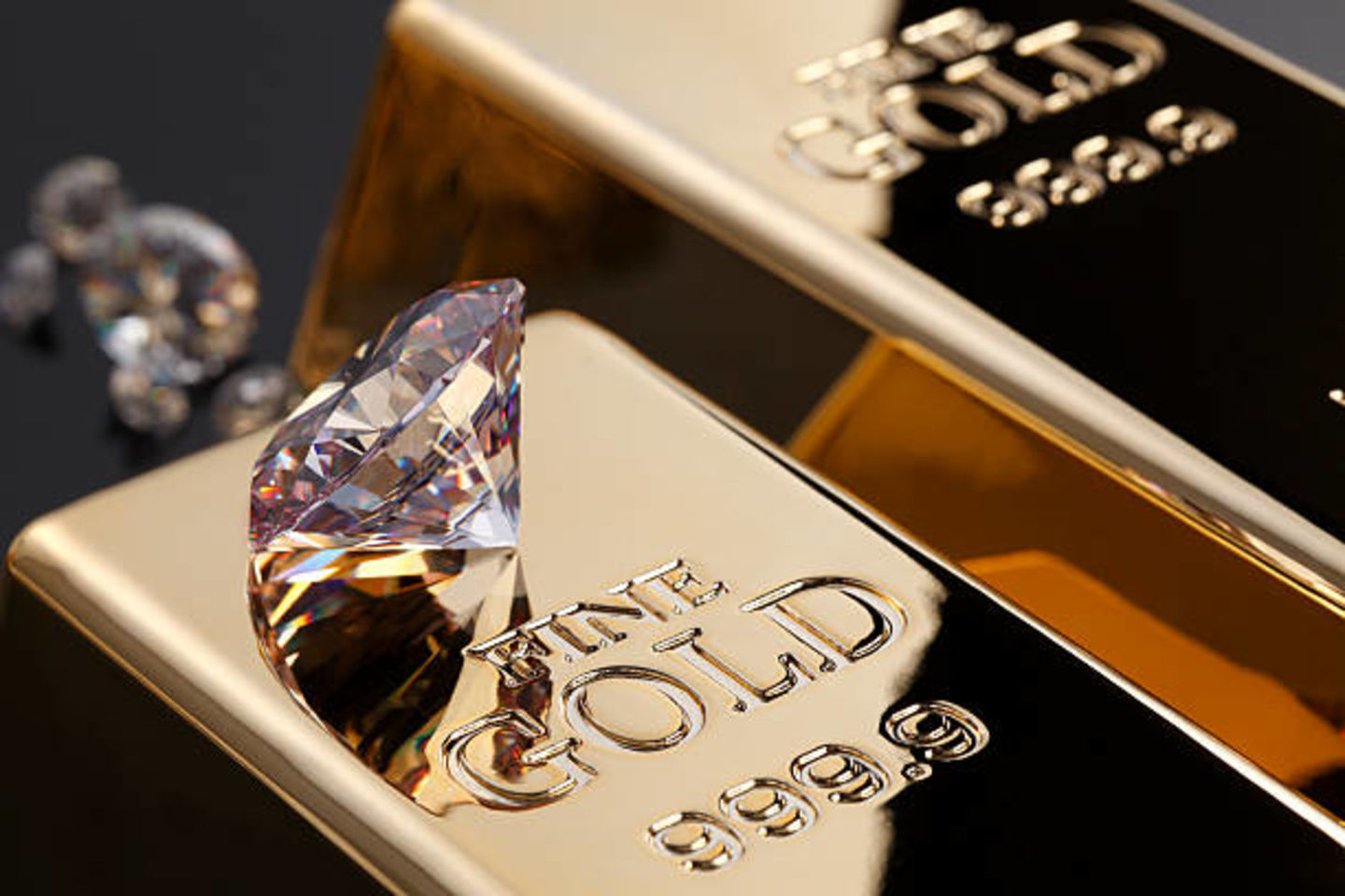 Zenzy Gold & Diamonds(Jewellery & Precious Stones) in Corniche Deira, Dubai - HiDubai