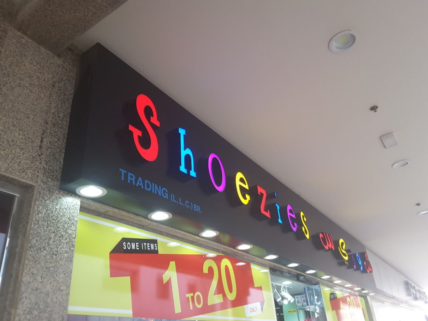 Shoezies Trading(Fashion Accessories) in Al Barsha 1, Dubai - HiDubai