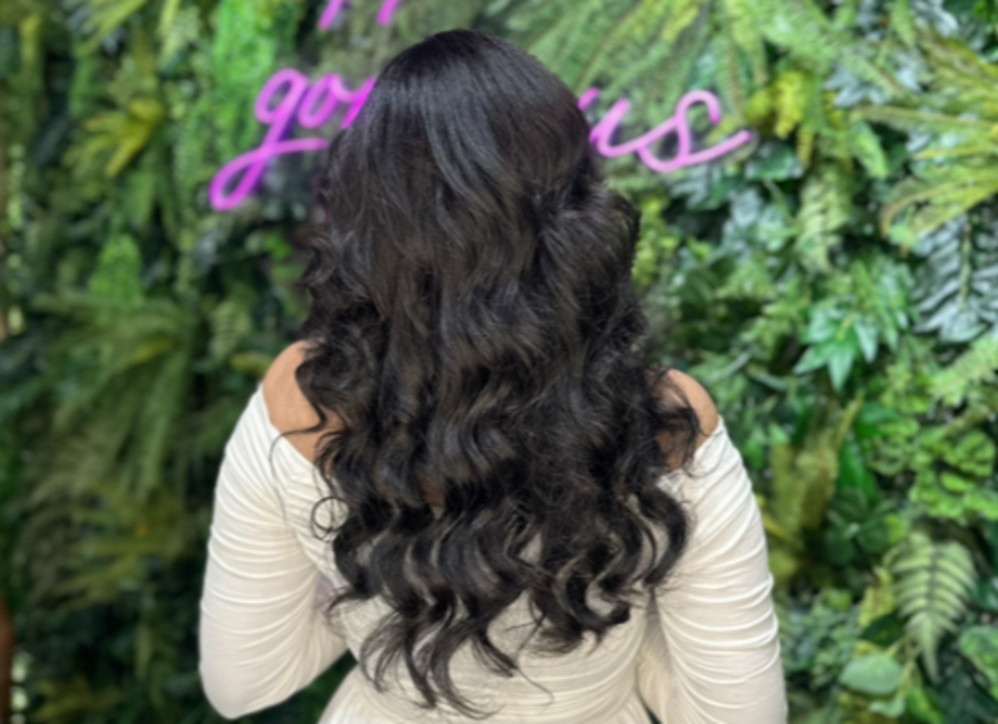 Le Chic Beauty Salon(Beauty Salons) in Al Merkadh, Dubai - HiDubai