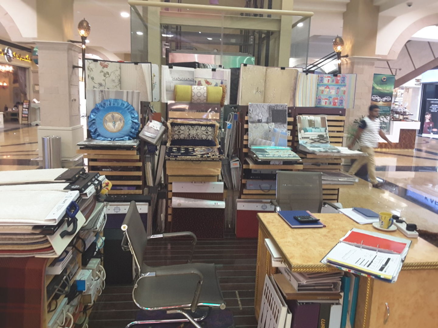 Mostafawi Carpets And Curtains Enterprises(Furniture & Décor) in ...