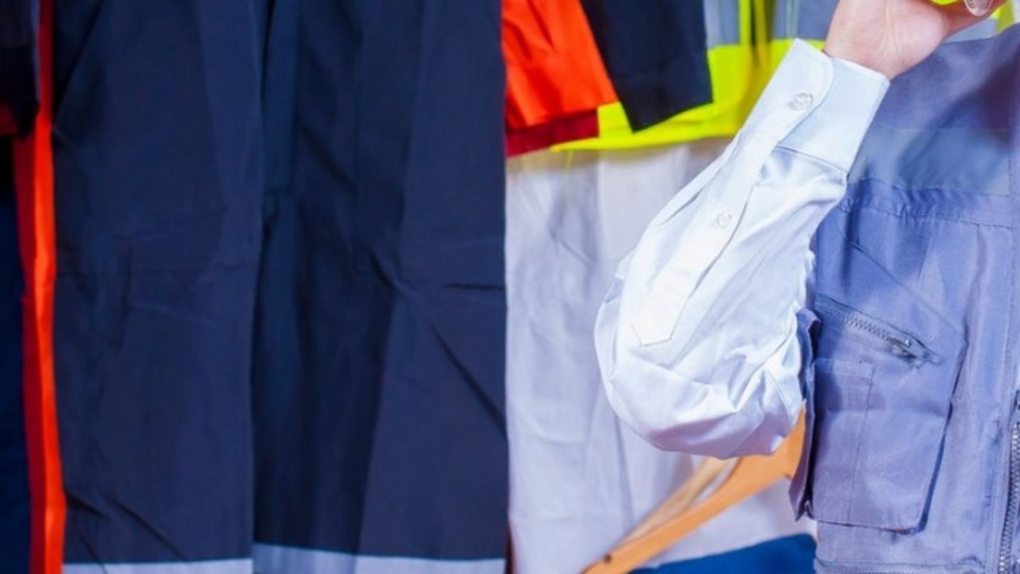 Dream Uniforms(Distributors & Wholesalers) in Oud Metha, Dubai - HiDubai