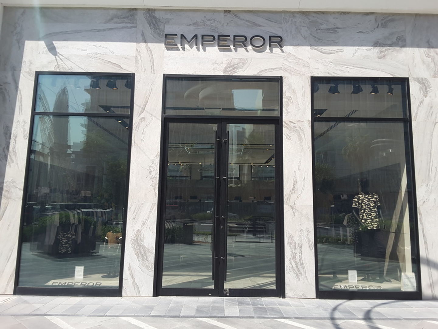 Emperor(Apparel) in Al Wasl, Dubai - HiDubai